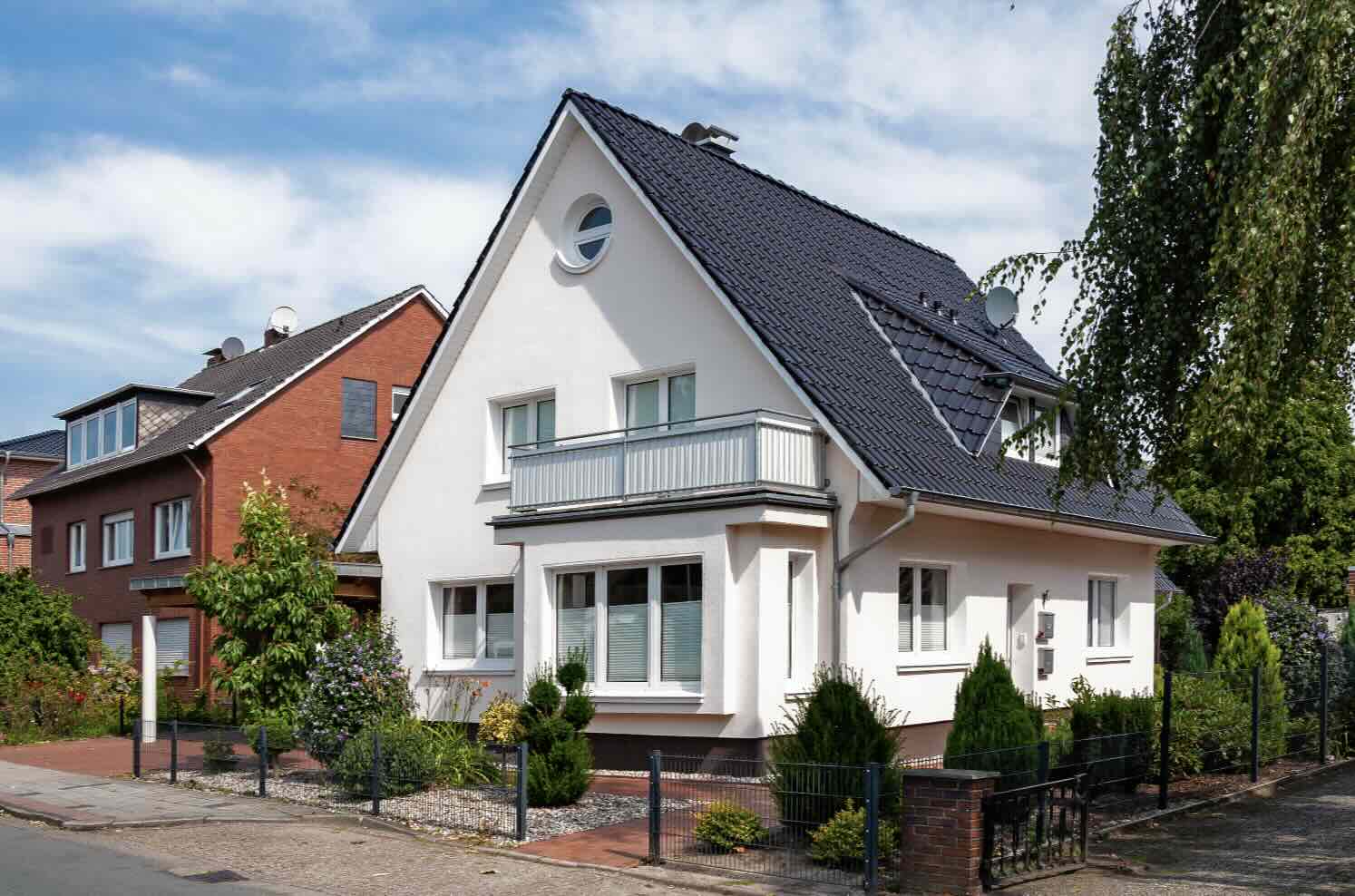 Differences Between Single-Detached And Attached Houses - Real Estate ...