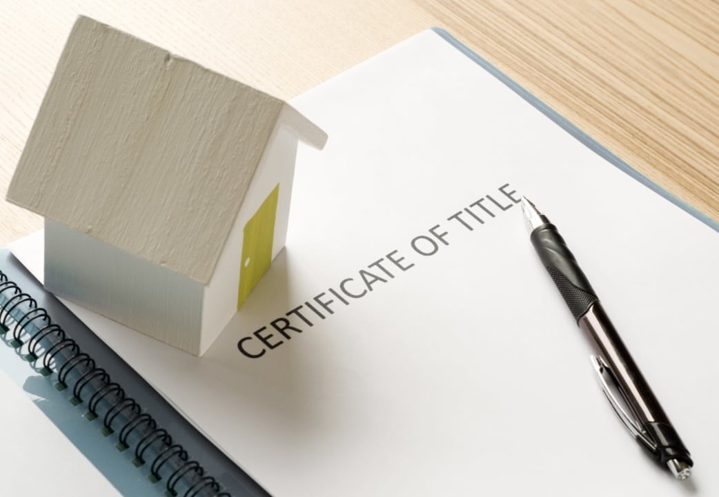 House Title Essentials: What It Looks Like - Real Estate Crunch